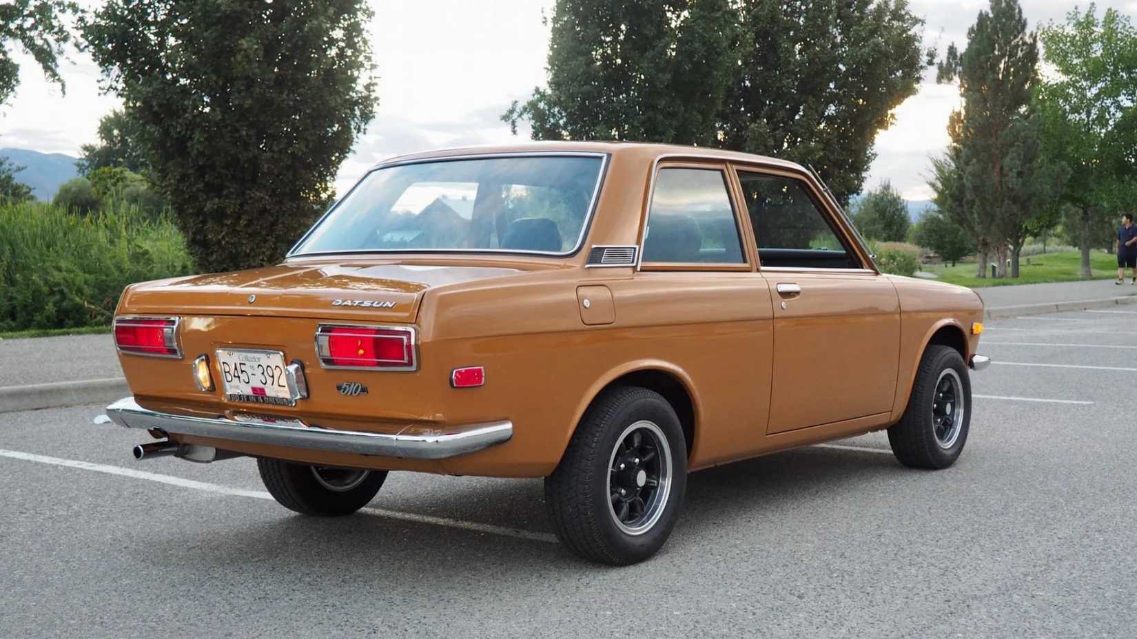 Nissan's Retro Concept Had The Coolest Interior