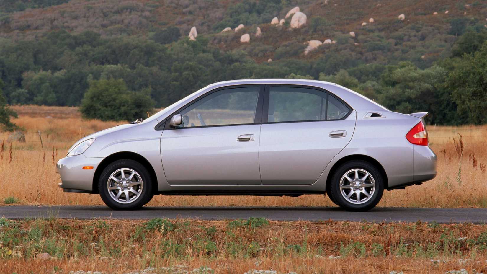 The First-Gen Toyota Prius Is An Excellent Value Today