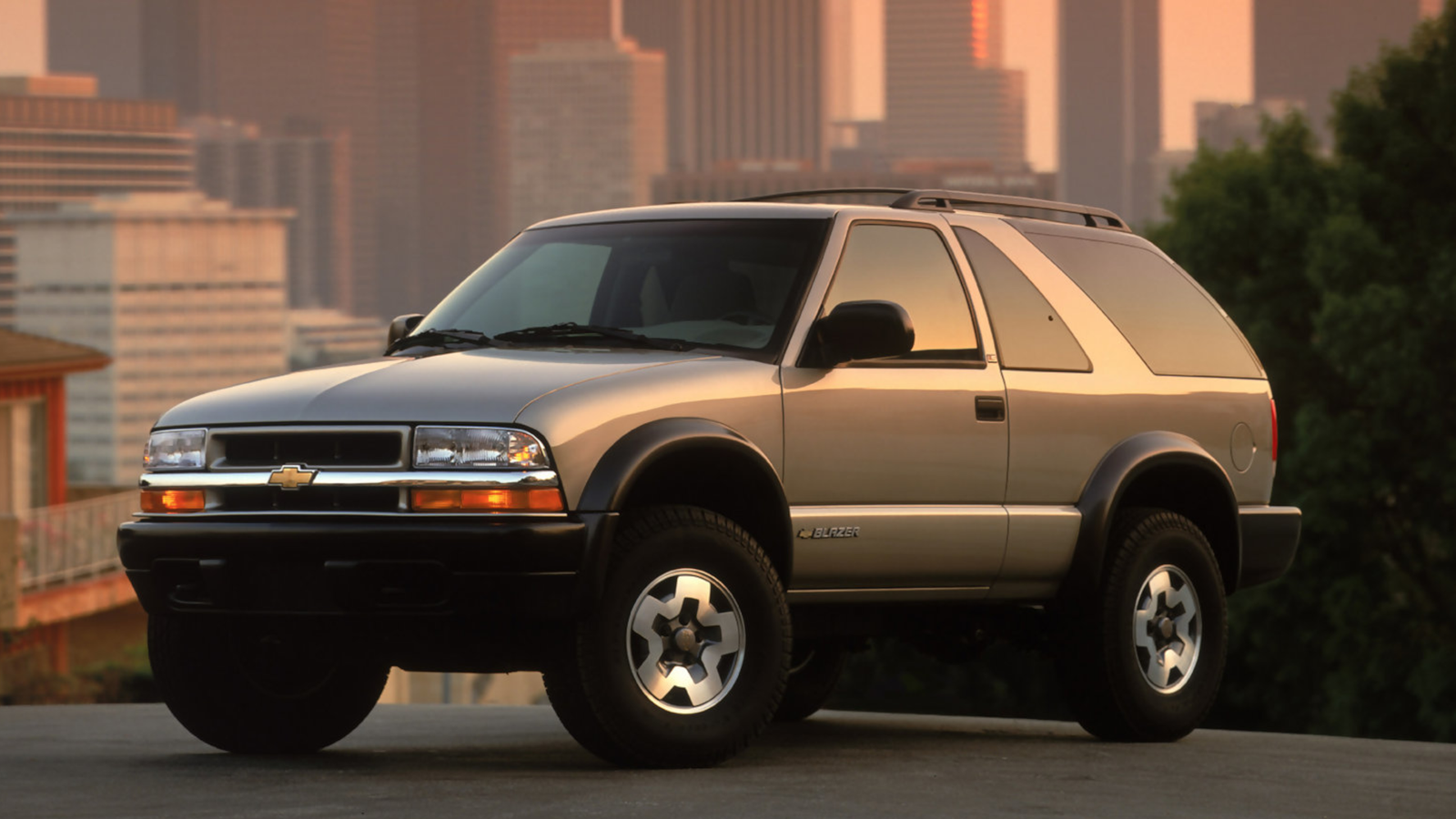 How 1990s SUVs Fixed Their Terrible Safety Ratings