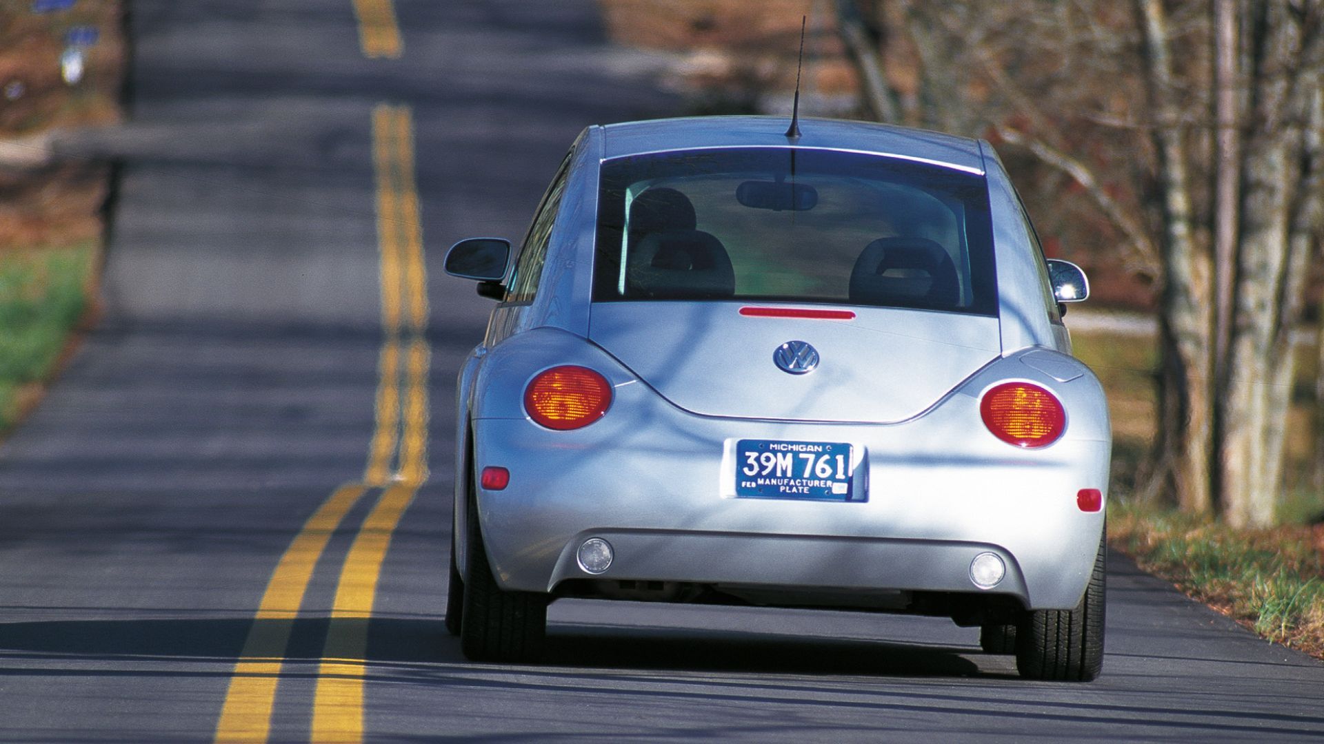 2005 Volkswagen New Beetle Pricing, Photos & Specs