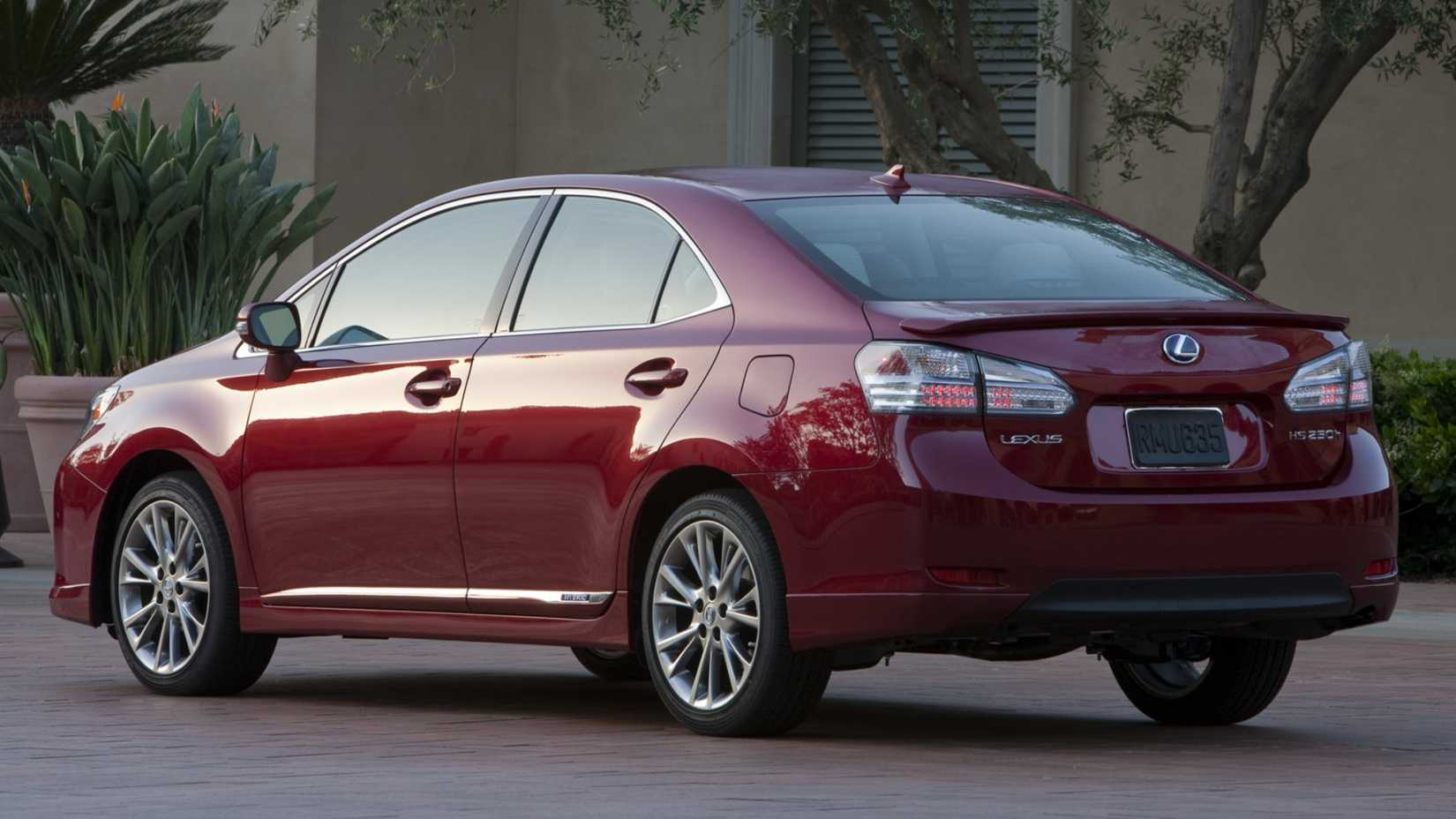 Lexus HS 250h: The Obscure Hybrid Sedan You Forgot Existed