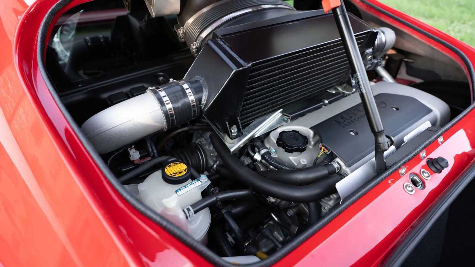 Lotus Exige S vs BMW M2: The Ultimate Driving Machine Showdown