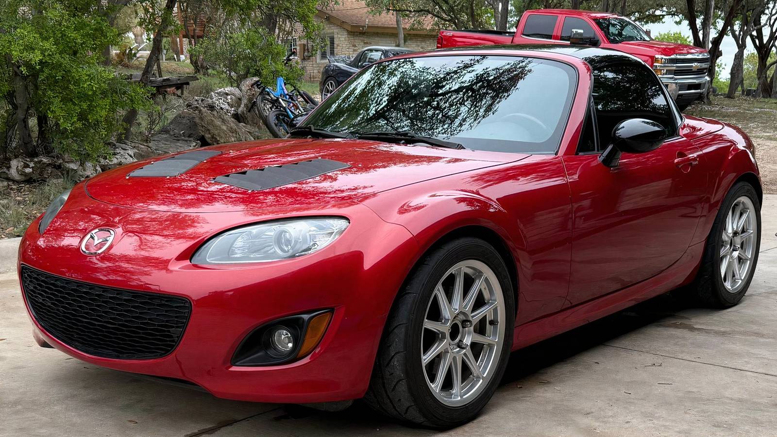 The One Miata Everyone Loves To Hate Is A Lot More Appealing With A ...