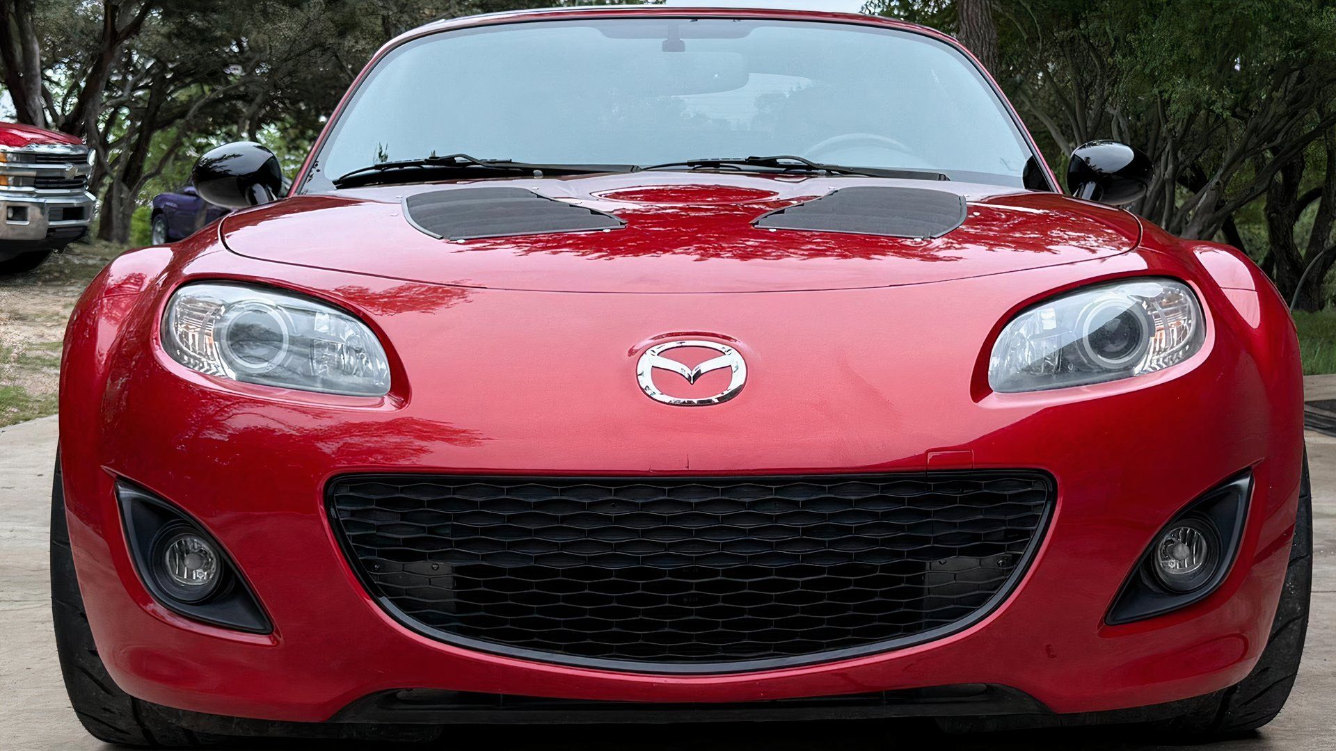 Mazda MX-5 Miata: Review, Pricing, Photos, and Specs