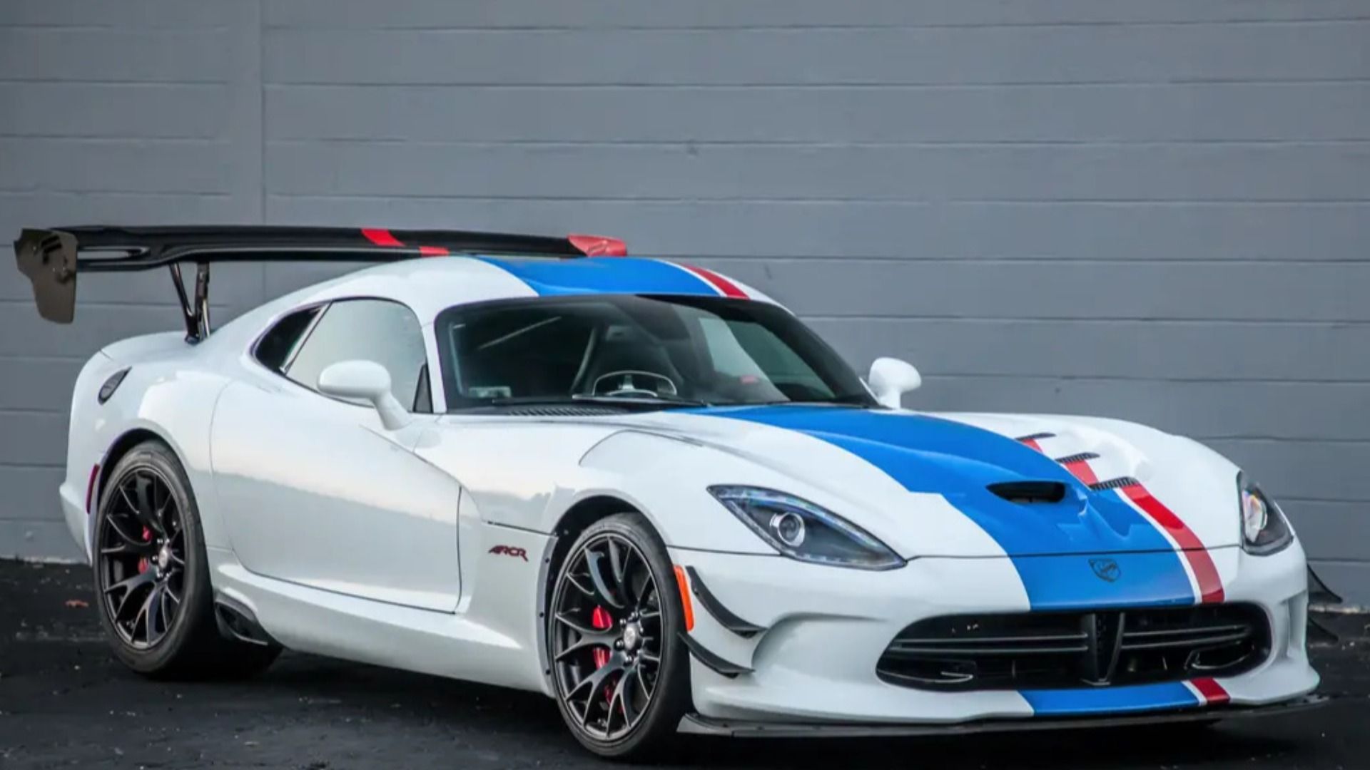 2017 Dodge Viper Pricing, Photos & Specs