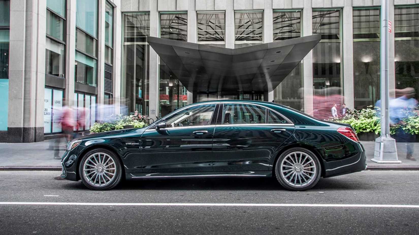 The Last Rear-Wheel Drive AMG With A V12 Engine