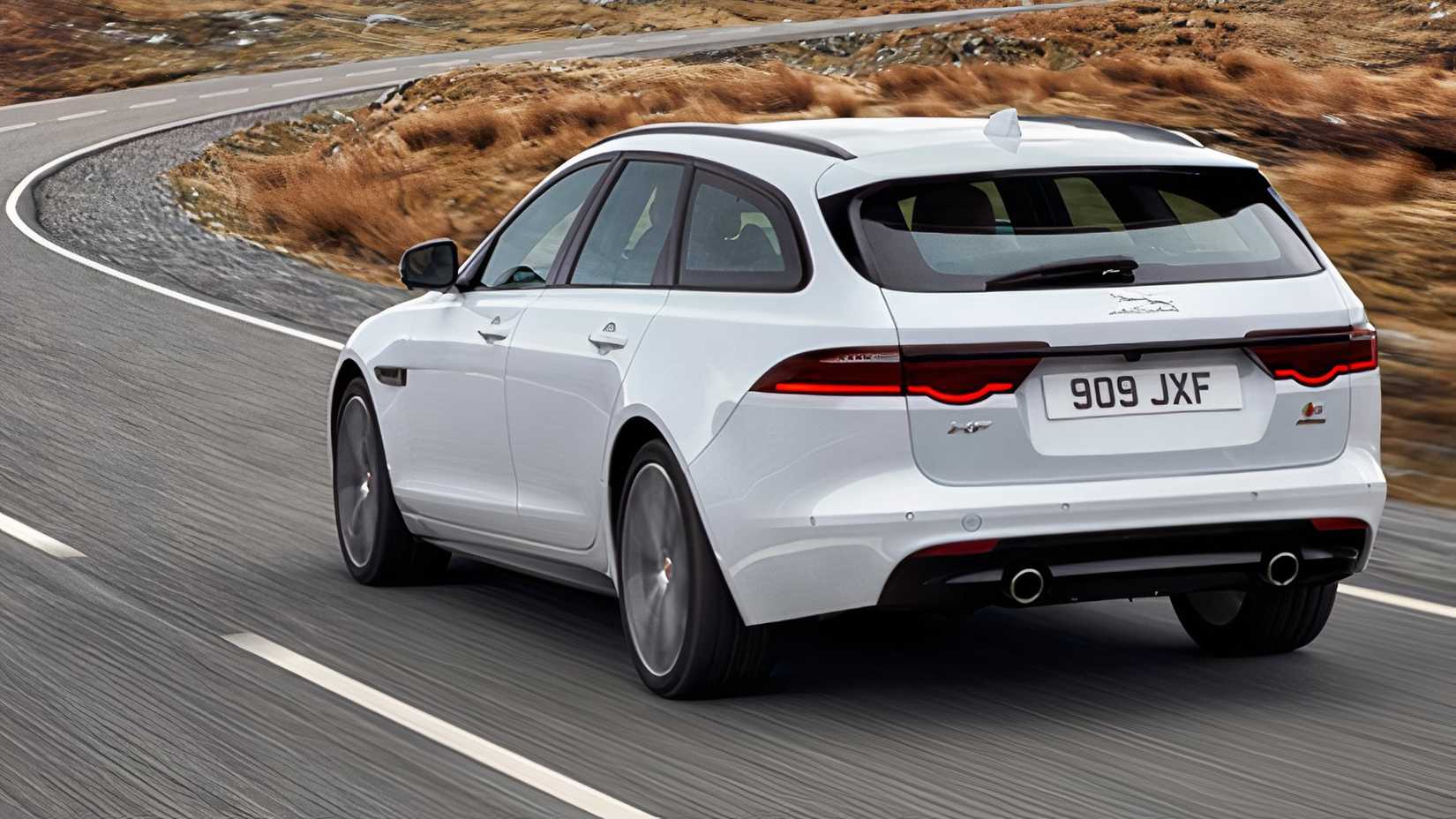 Jaguar XF: The Depreciating Luxury Sedan to Buy in 2025