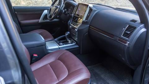 2020 Toyota Land Cruiser Pricing, Photos & Specs
