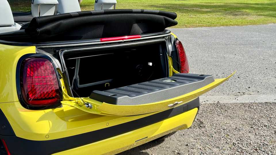 2024 Mini Cooper Convertible Pricing, Photos & Specs