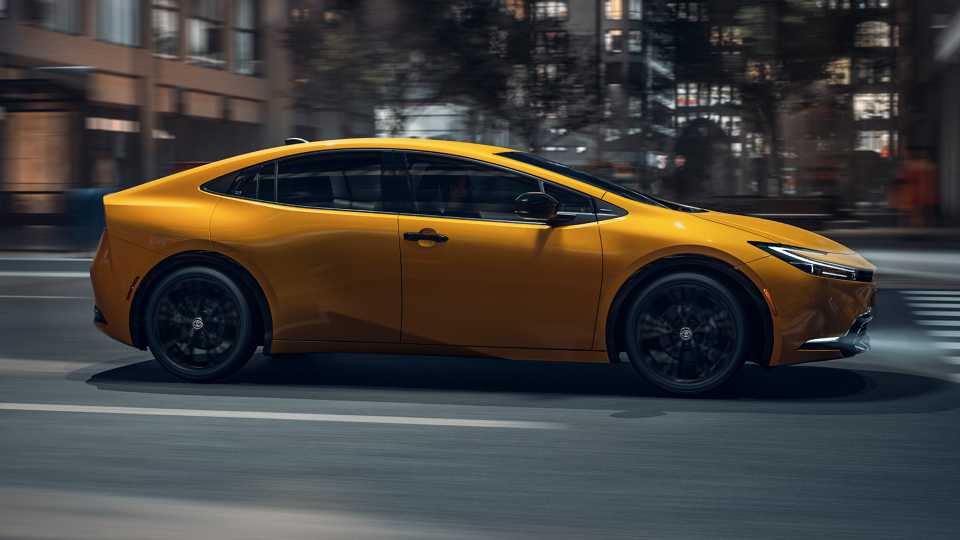 2025 Toyota Prius Pricing, Photos & Specs