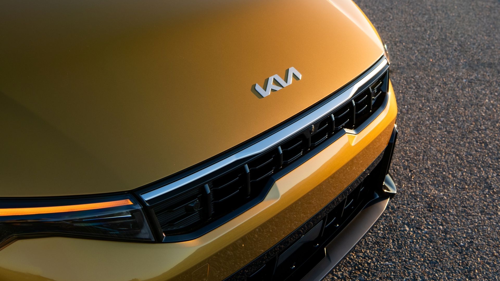 Kia's Sedan Sales Are A Reason To Celebrate But Its EVs Are The Opposite