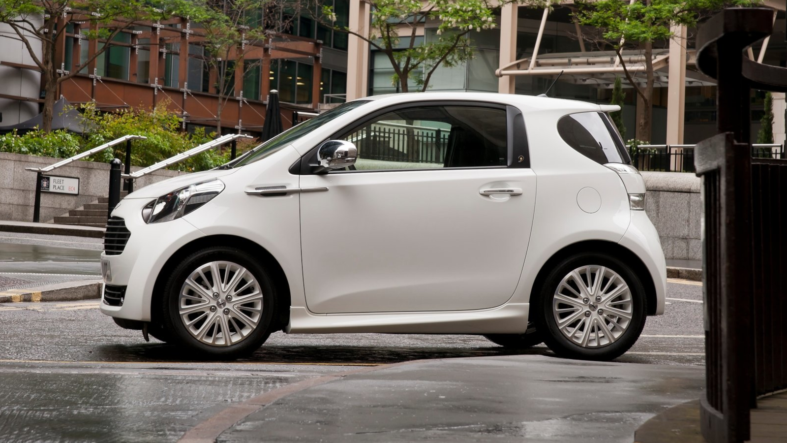 Zany European Cars That Were Never Sold In The USA