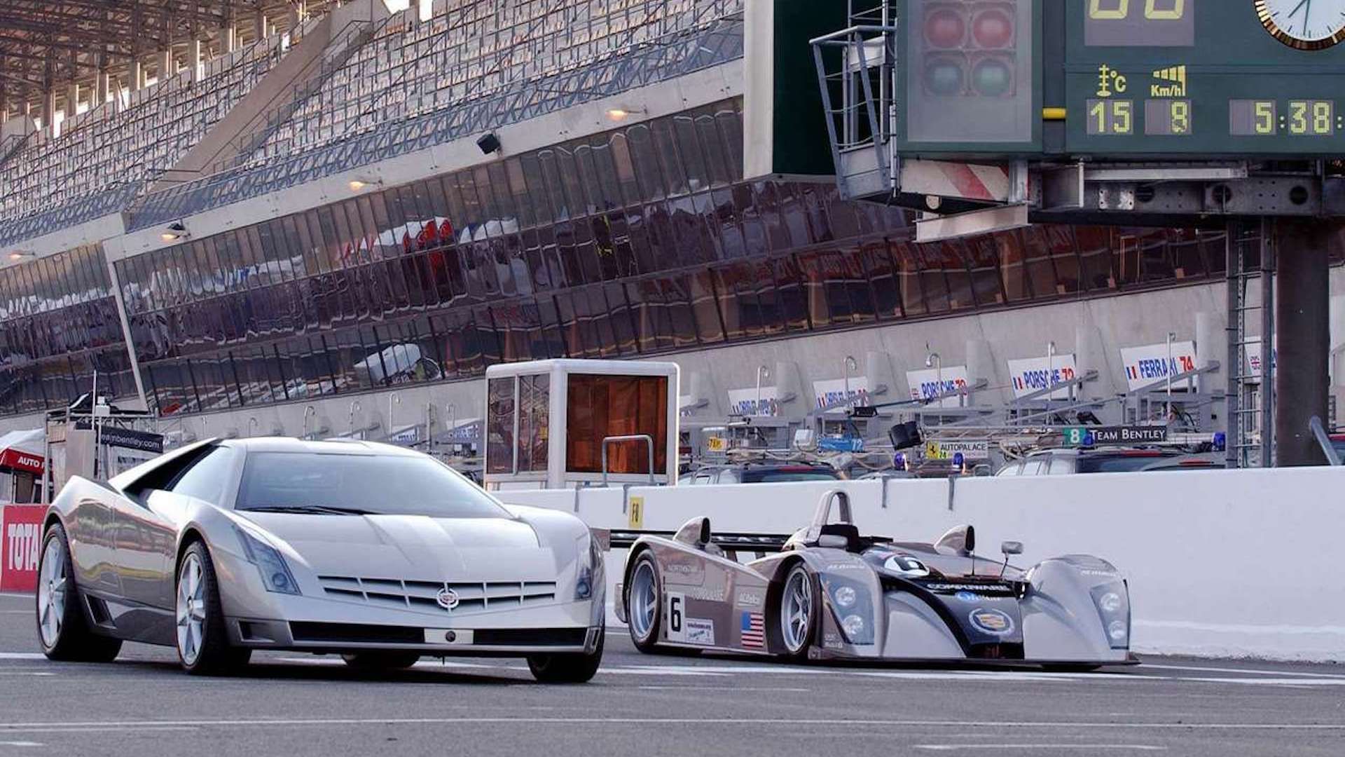 Cadillac Cien Concept 2002