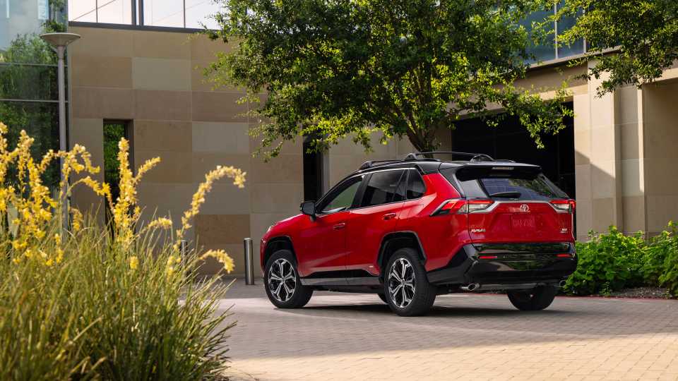 2025 Toyota RAV4 Pricing, Photos & Specs