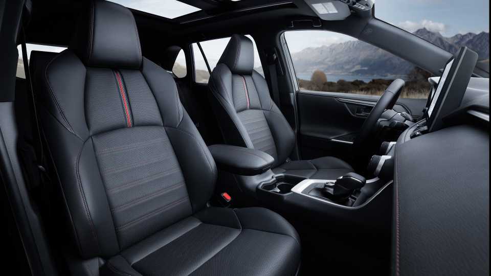 2025 Toyota RAV4 Pricing, Photos & Specs