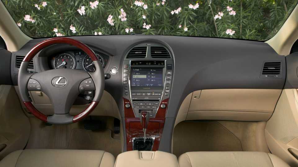 2009 Lexus ES Pricing, Photos & Specs
