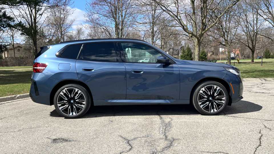 2025 BMW X3 Pricing, Photos & Specs