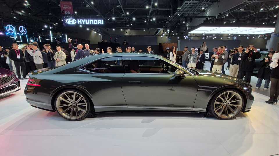 Genesis X Gran Coupe Concept and X Gran Convertible Concept Images ...
