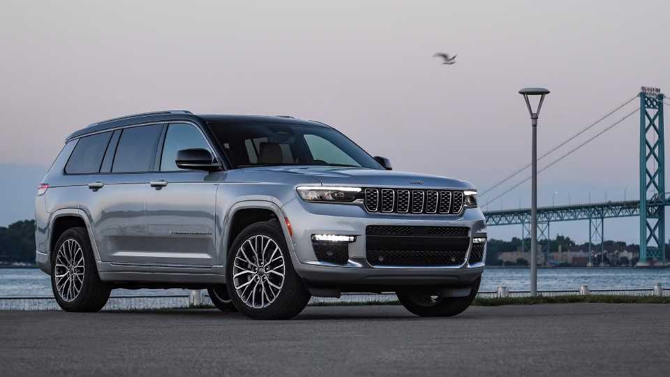 2025 Jeep Grand Cherokee Pricing, Photos & Specs