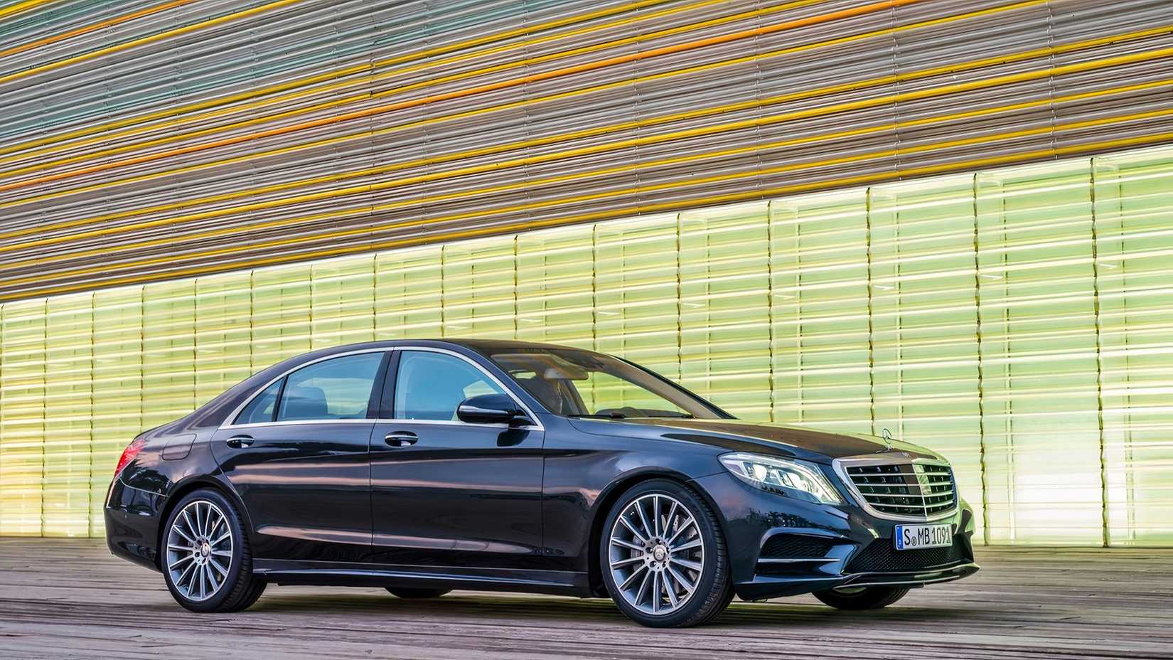Why Mainstream Buyers Aren't Hunting Used Mercedes S-Class Bargains