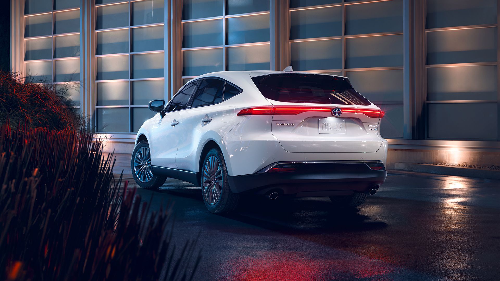 2024 Toyota Venza Pricing, Photos & Specs