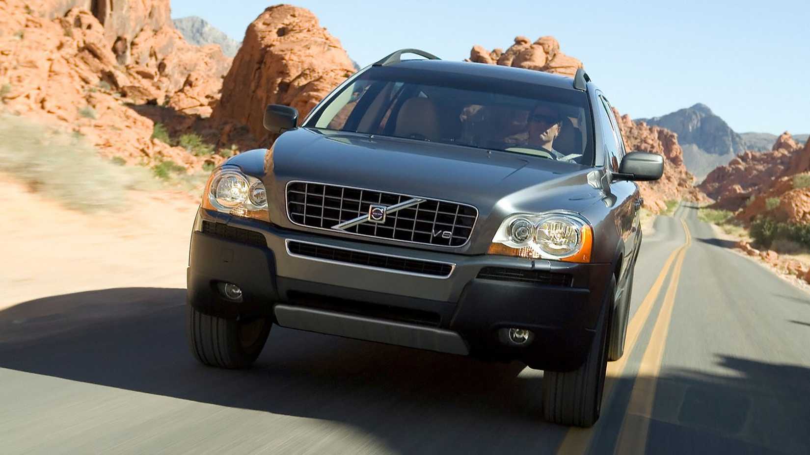 Volvo's Frugal First-Gen XC90 Is Cheap And Costs Less To Run Than V8 Model