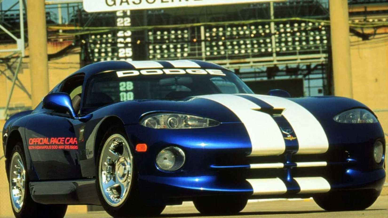 How Dodge Improved Its Naturally Aspirated V10 Over The Defunct Viper's ...