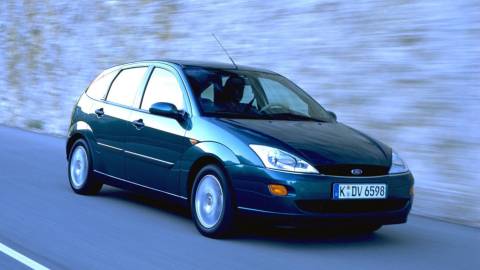 2001 Ford Focus Hatchback Pricing, Photos & Specs