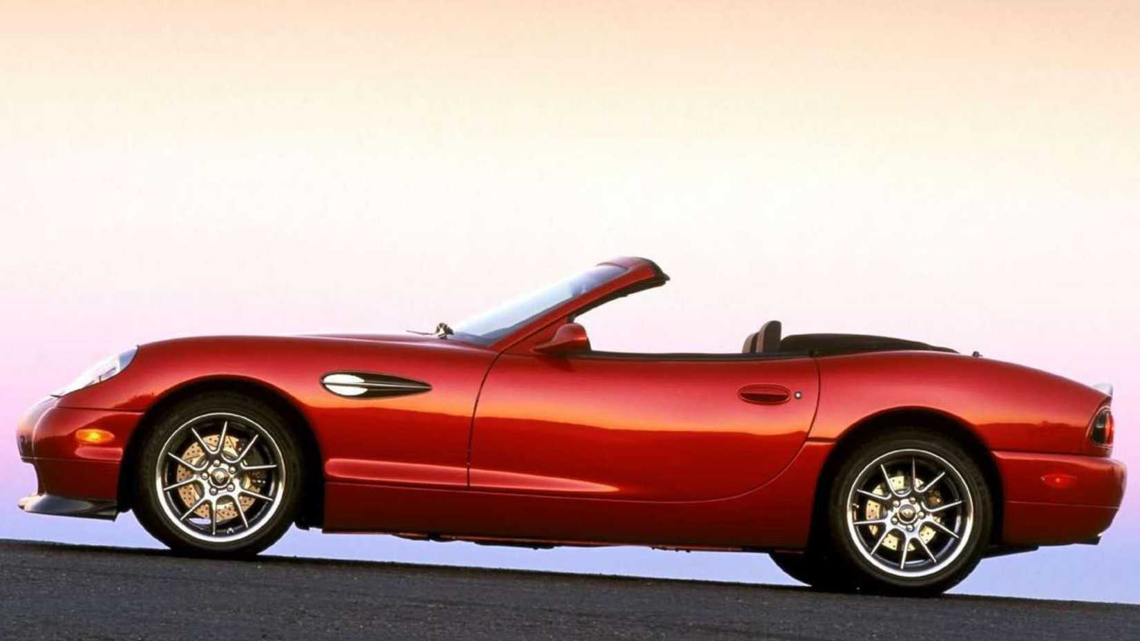 Panoz Took On The Sports Car Industry With A Quirky "Batmobile" Racecar