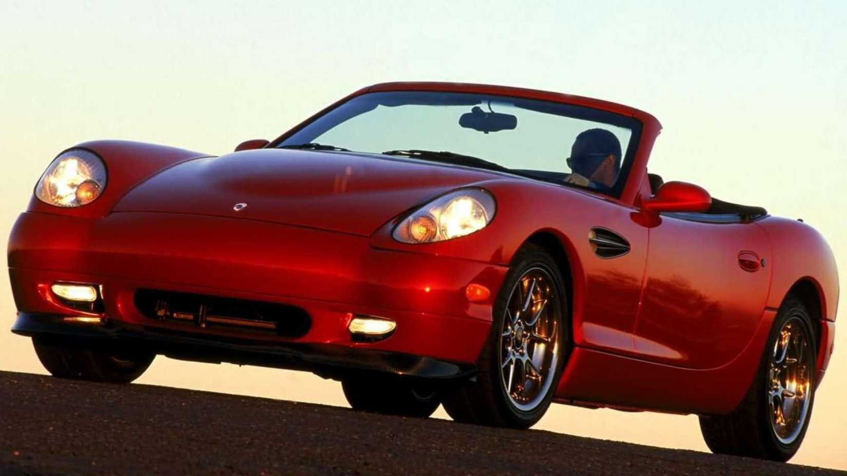 Panoz Took On The Sports Car Industry With A Quirky "Batmobile" Racecar