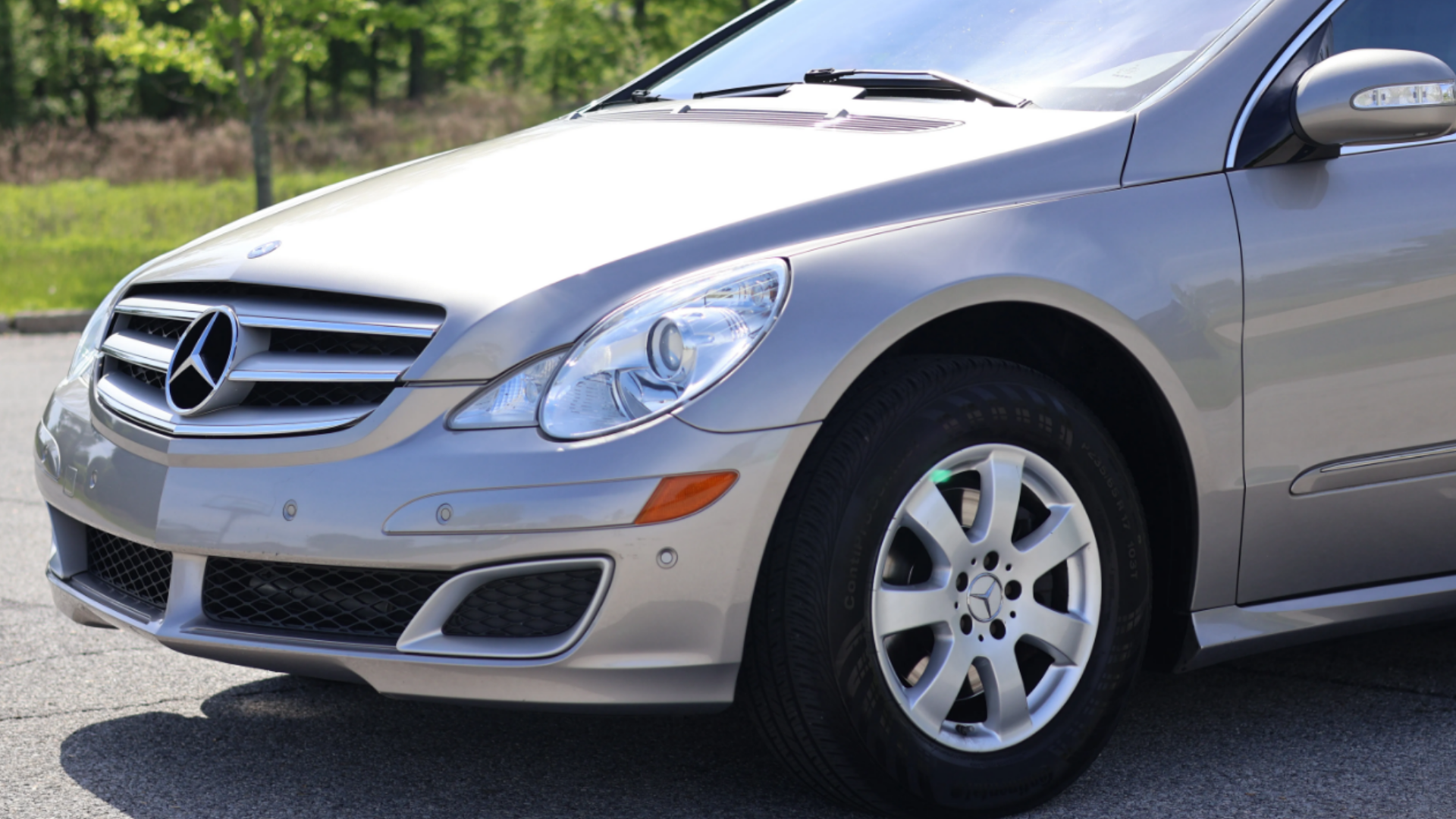 The Ugliest Modern Mercedes Is A Much Cheaper Luxury Minivan Than You Think