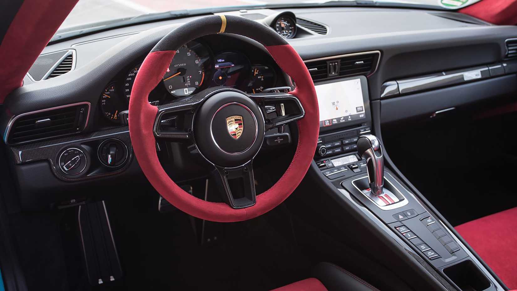GT2 RS vs. GT3 RS: Porsche 911 Track Heroes Compared