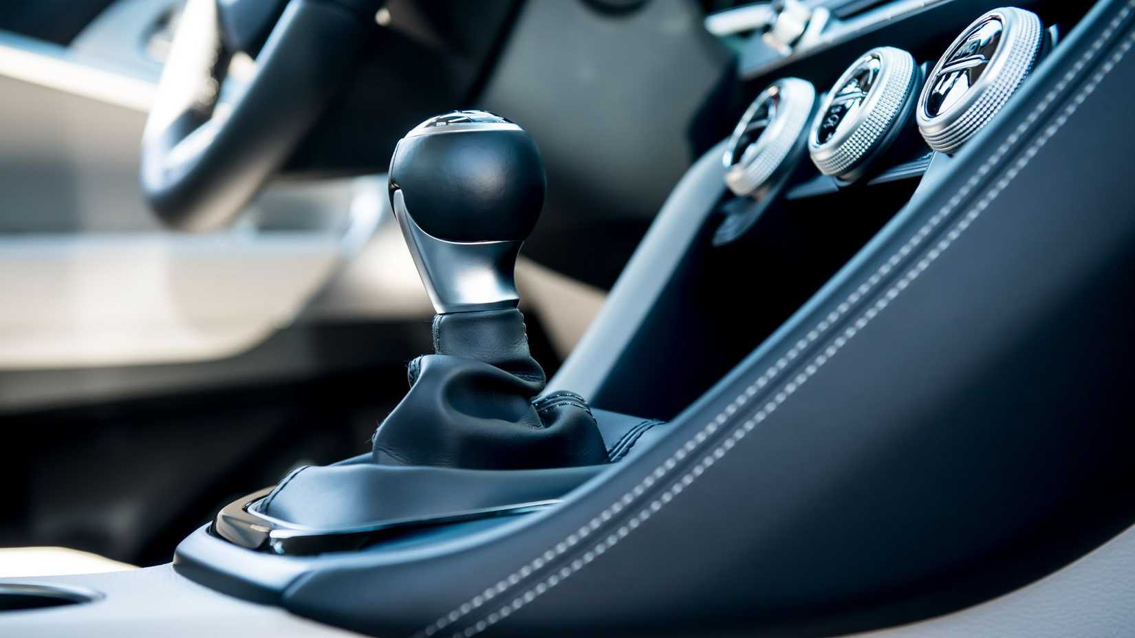 The Final Genesis With A Manual Gearbox Is A 255-HP Turbocharged Steal ...