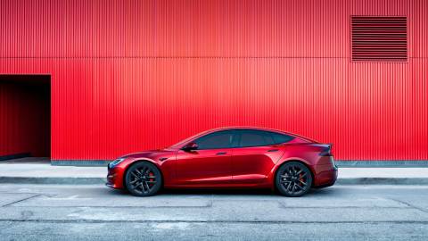 2025 Tesla Model S Plaid Pricing, Photos & Specs