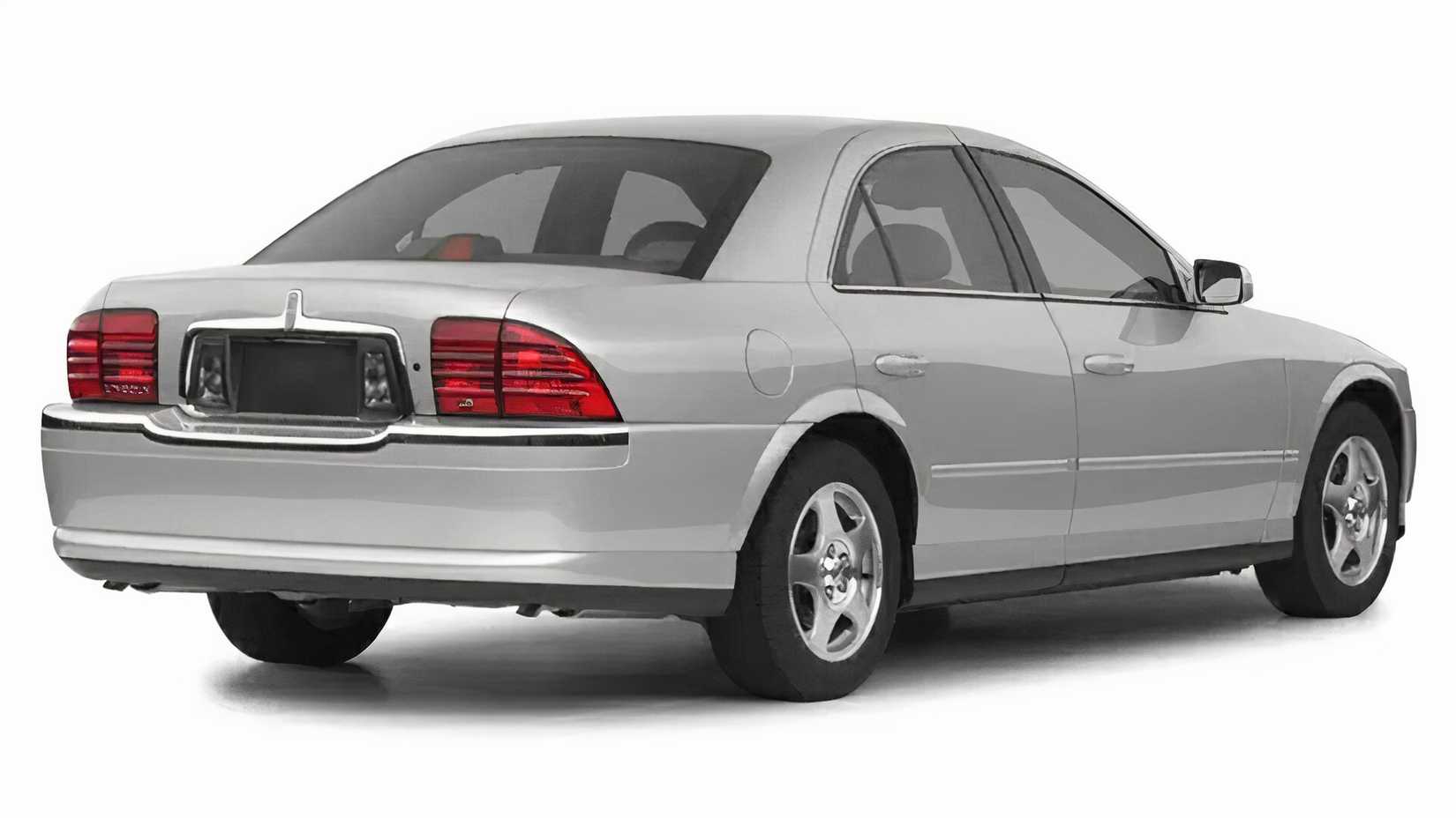 The Lincoln LS Had Help From Jaguar To Rival The BMW 5 Series
