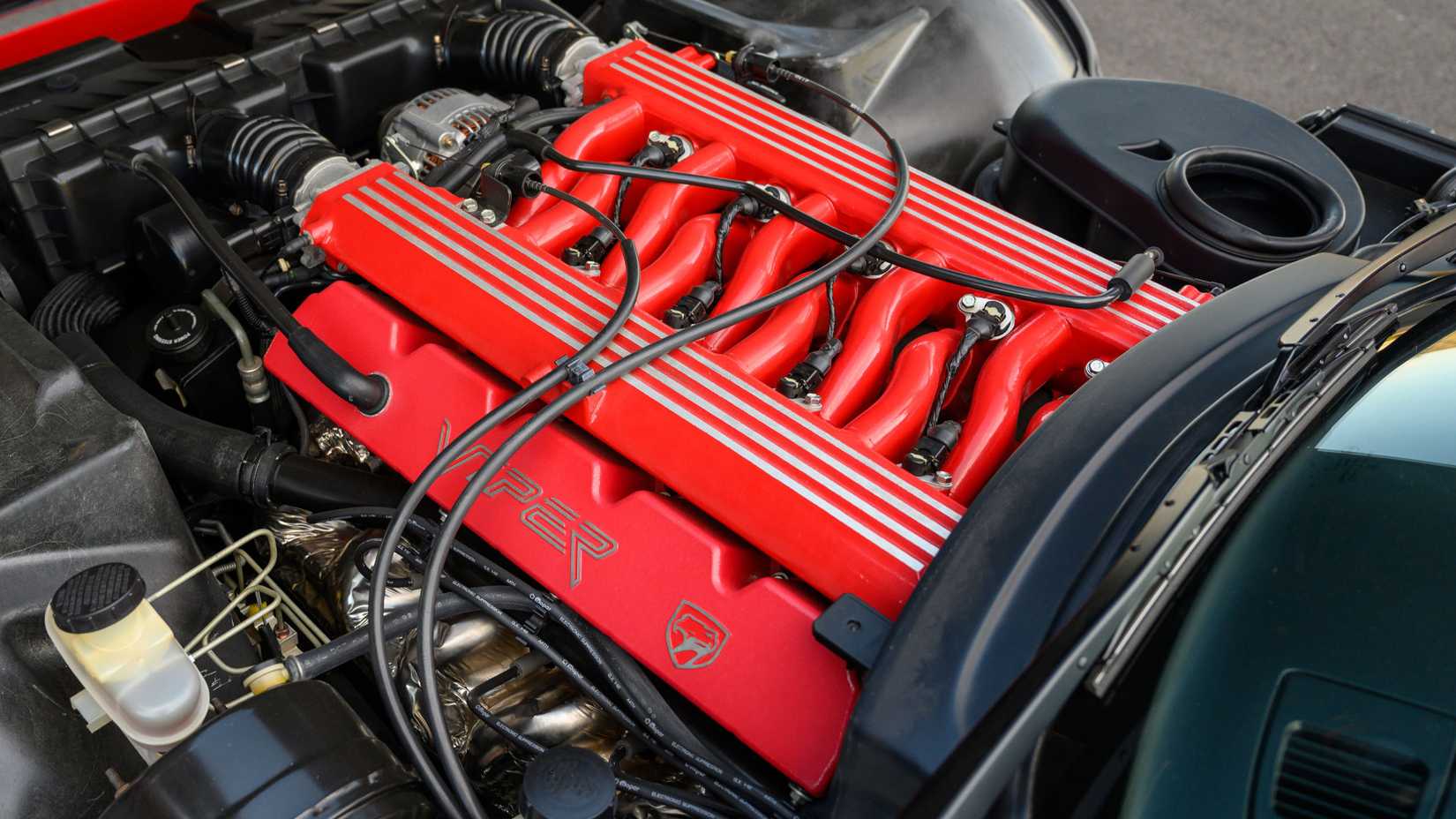 The First-Gen Viper Is The $30K Answer To A Truly Analog Muscle Car ...