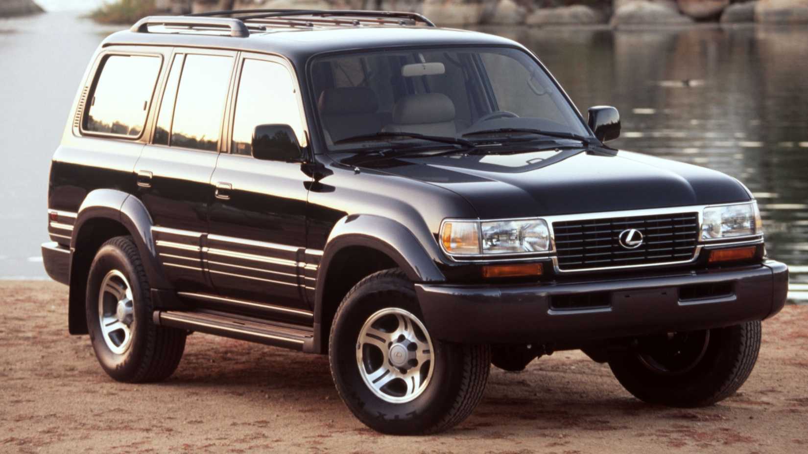 The LX 450 Is The Only Lexus To Have Solid Front And Rear Axles