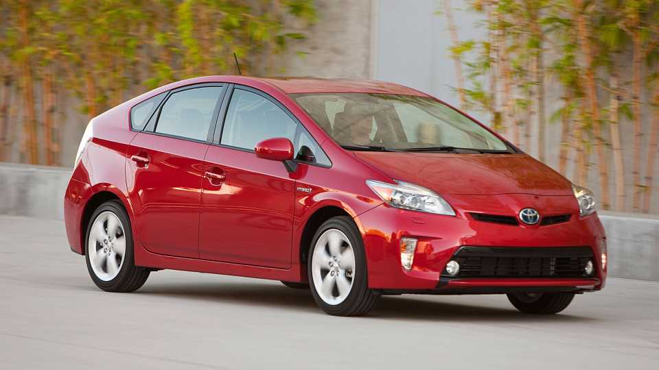 2012 Toyota Prius Pricing, Photos & Specs