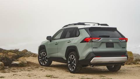 2019 Toyota RAV4 Pricing, Photos & Specs