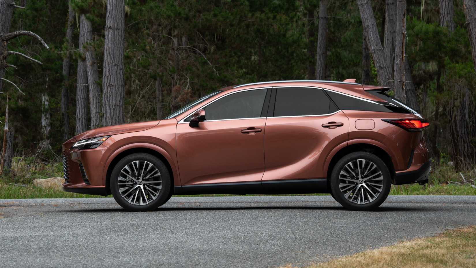 The Lexus RX 350 Is A Luxurious SUV That's Cheaper To Maintain Than A ...