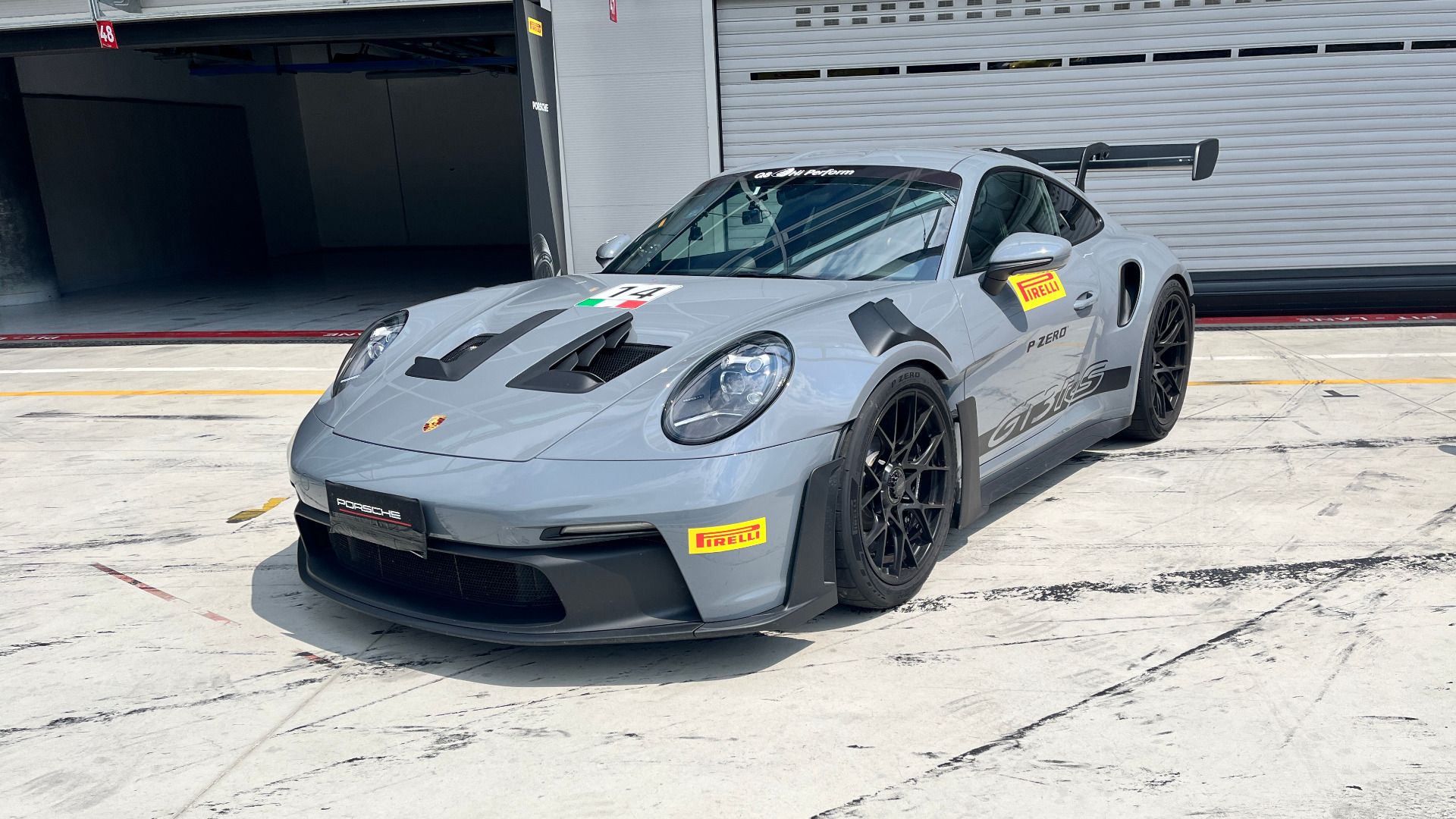 2025 Porsche 911 GT3 RS Pricing, Photos & Specs