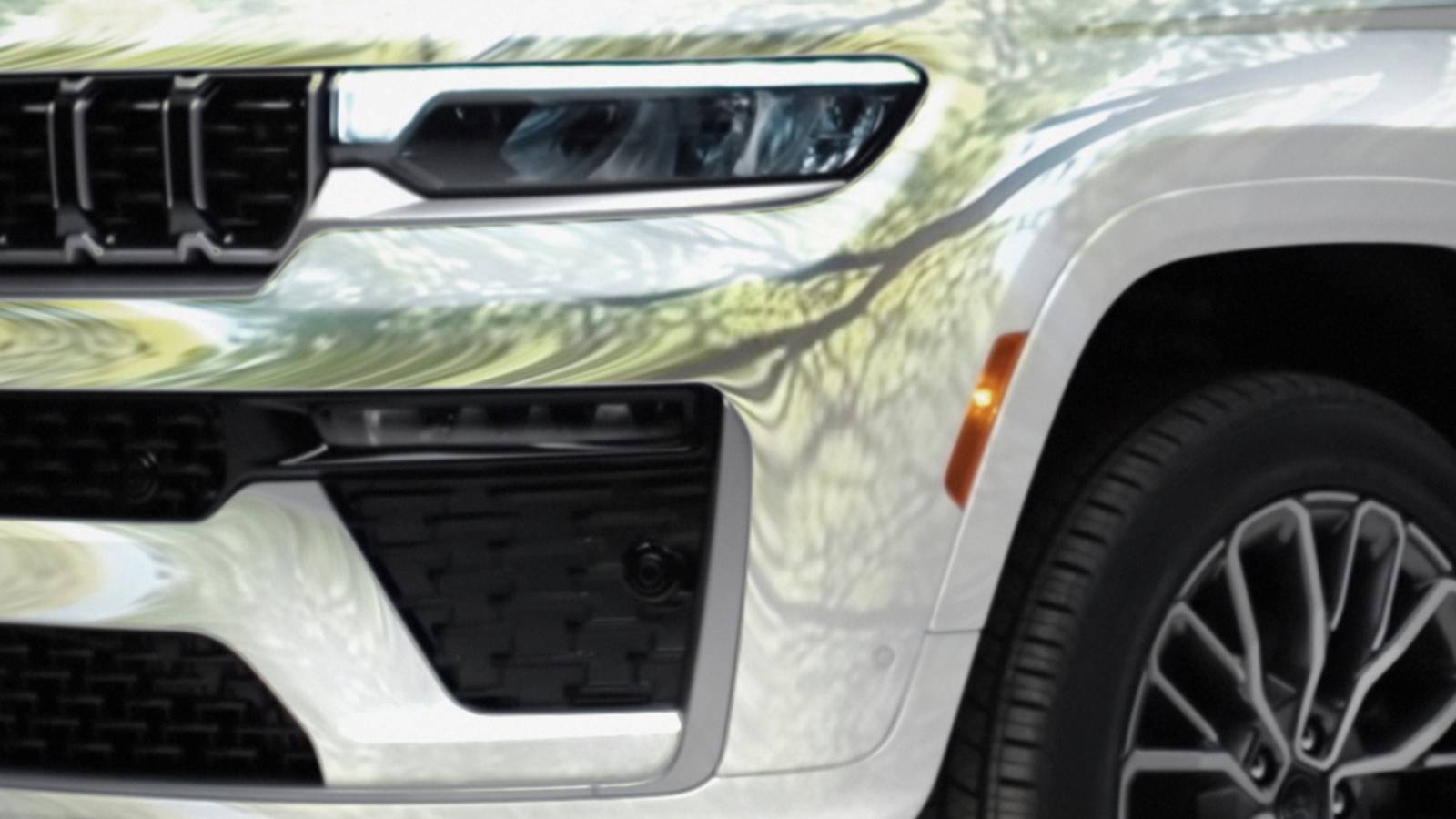Jeep Teases The 2026 Grand Cherokee, But It’s Hard To Tell The Difference