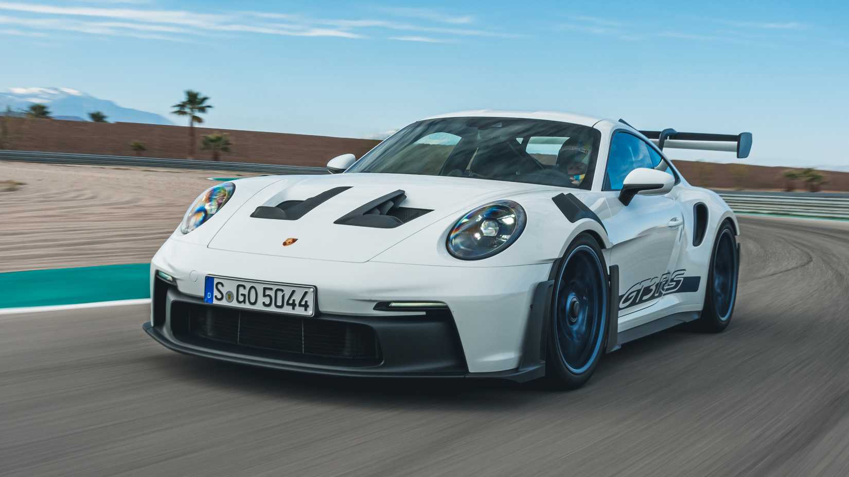 GT2 RS vs. GT3 RS: Porsche 911 Track Heroes Compared