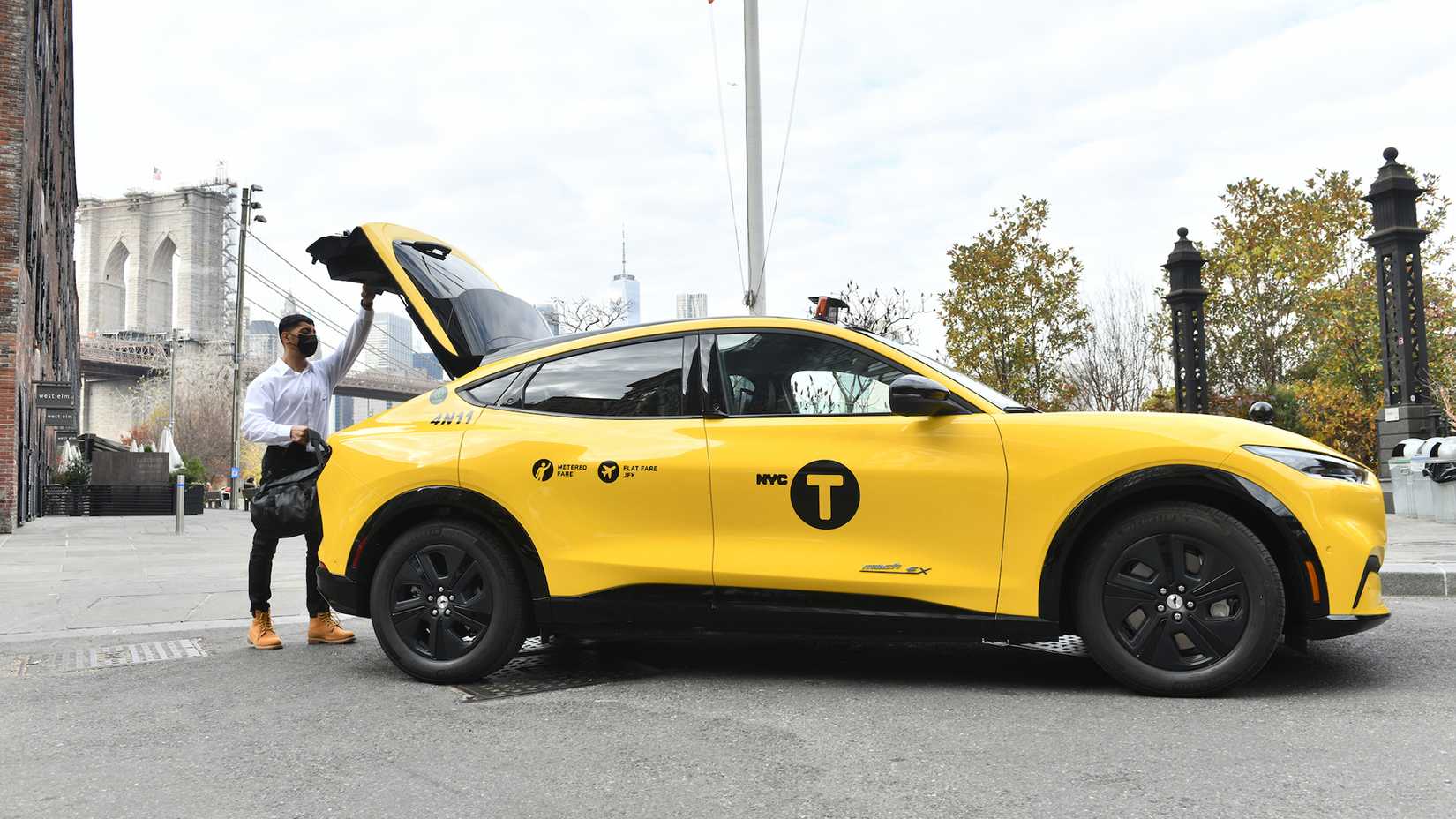 10 Cars Taxi Drivers Love Because Of Their Bulletproof Engines