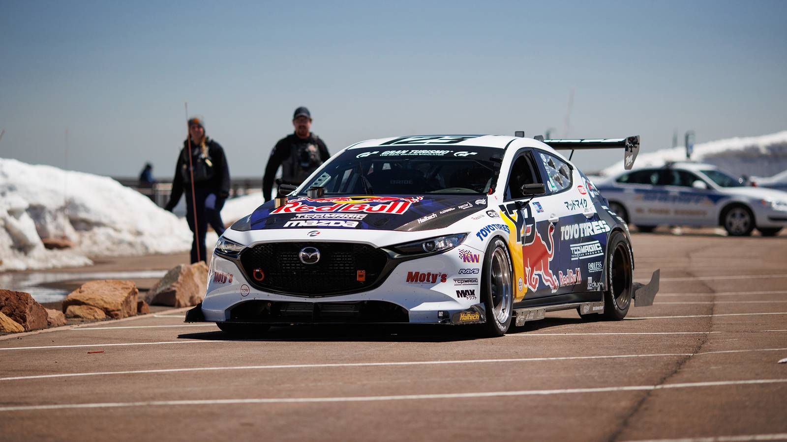 The Most Amazing Vehicles To Ever Tackle Pikes Peak