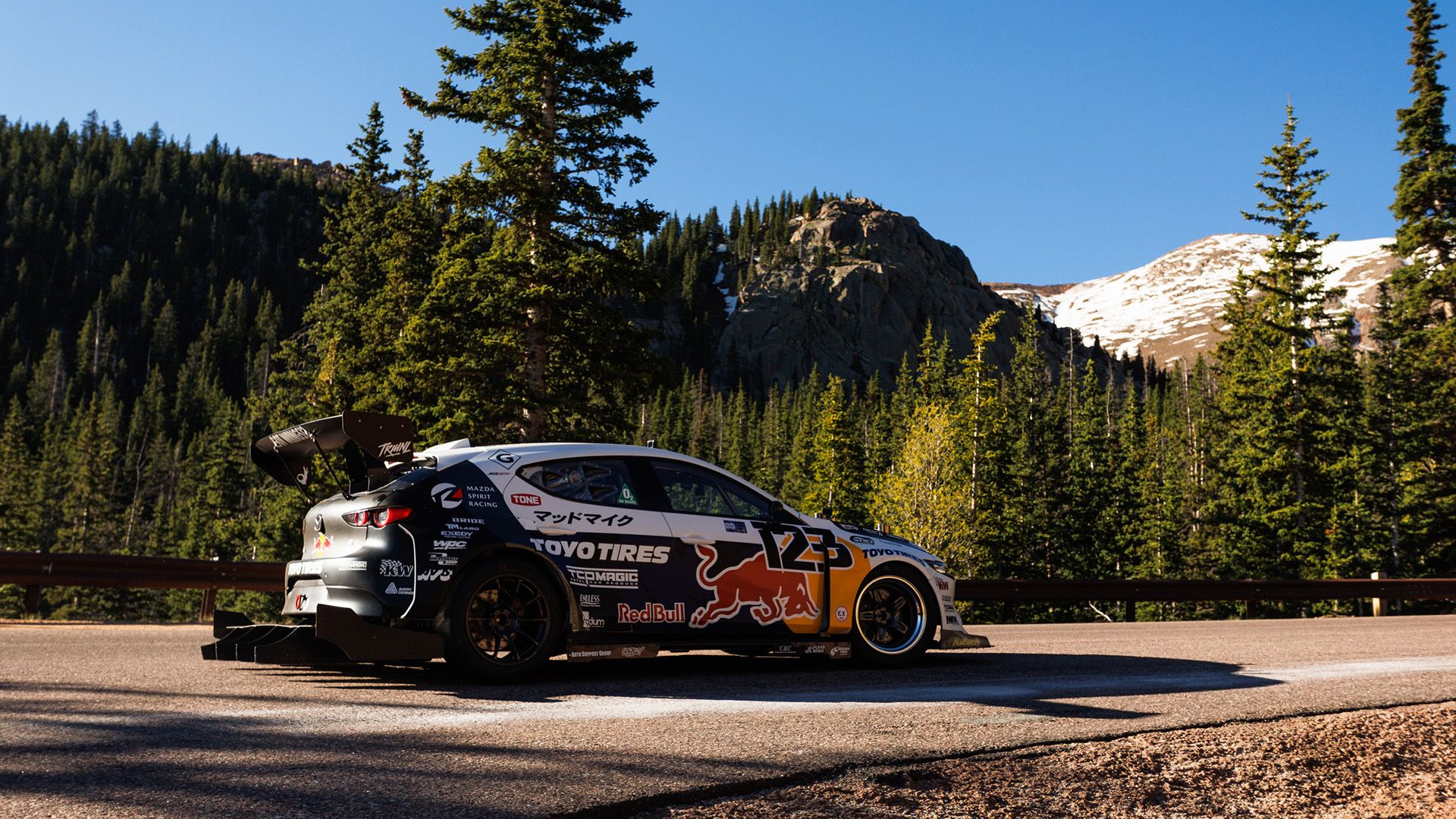 The Most Amazing Vehicles To Ever Tackle Pikes Peak