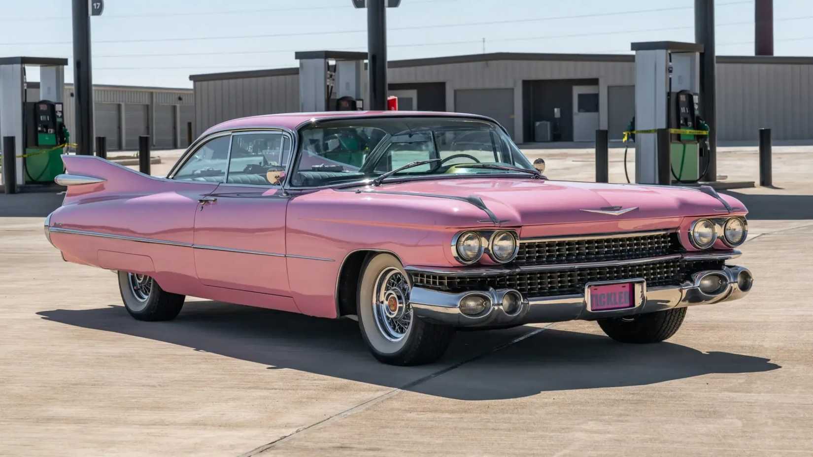 Cadillac Offered The Largest V8 Ever Available In An Automobile