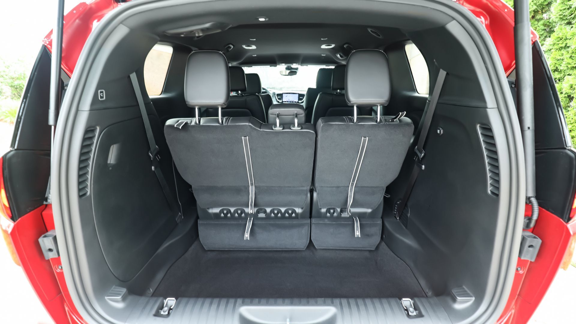 2024 Chrysler Voyager Pricing, Photos & Specs