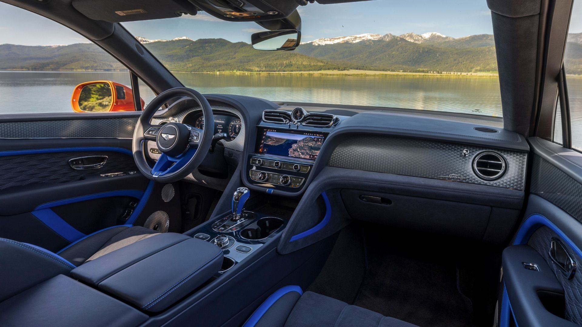 2025 Bentley Bentayga Pricing, Photos & Specs