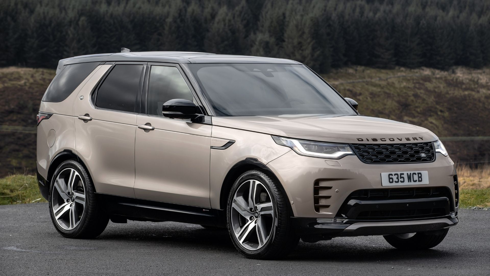 2024 Land Rover Discovery Pricing, Photos & Specs